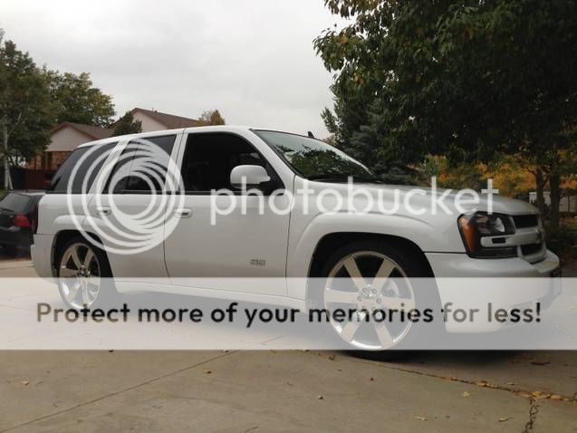 Lowered White TBSS W/Polished FR 22's | Chevy Trailblazer SS Forum