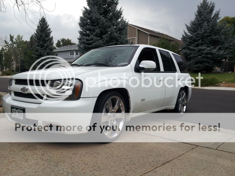 Lowered White TBSS W/Polished FR 22's | Chevy Trailblazer SS Forum