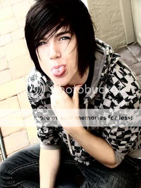 Random Hawt Emo guys | Page 3 | →Andy Sixx Obd← | Guild Forums | Gaia ...